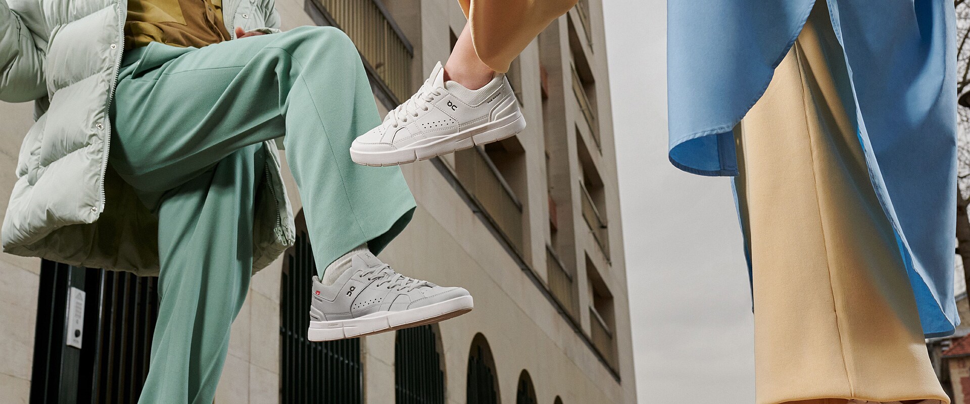 On The Roger Clubhouse - Glacier/White - Trainers - Mens Shoes | Pro ...