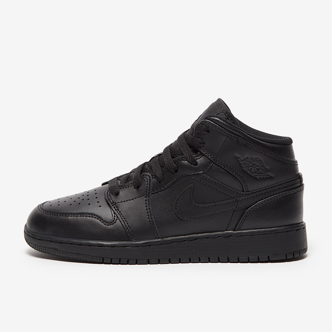 All black jordan sneakers store