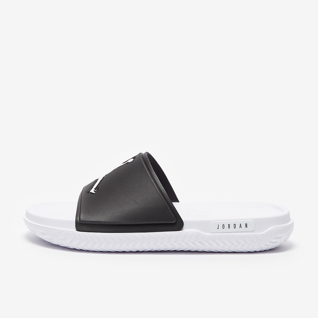 Boys jordan slides store