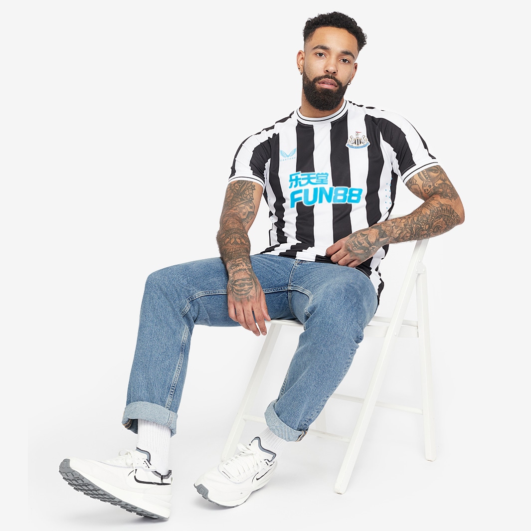 Castore Newcastle United 22/23 Pro Home Shirt With Sponsor - Black ...
