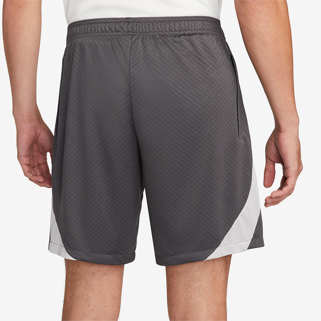 Nike Tottenham Hotspur 22/23 Champions League Strike Short - Medium Ash ...