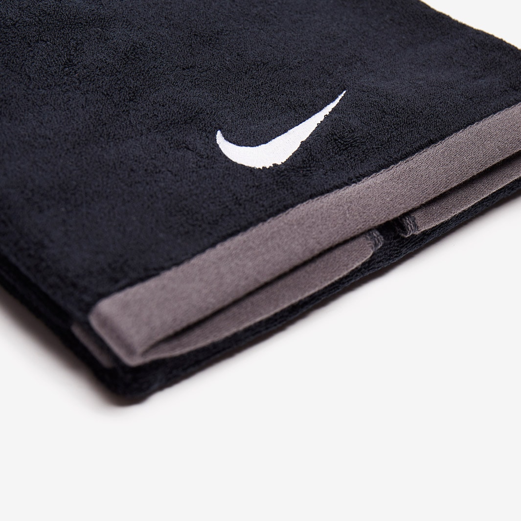 Nike Fundamental Towel Large - Accessories - Black-White | Pro:Direct ...