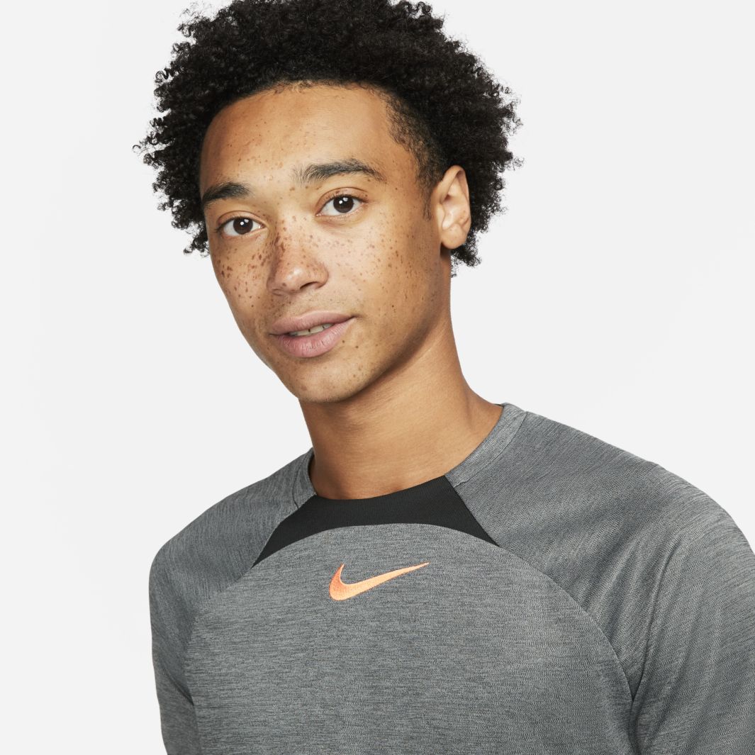 Nike Dri-FIT Academy SS Top - Black/Sunset Glow - Mens Clothing