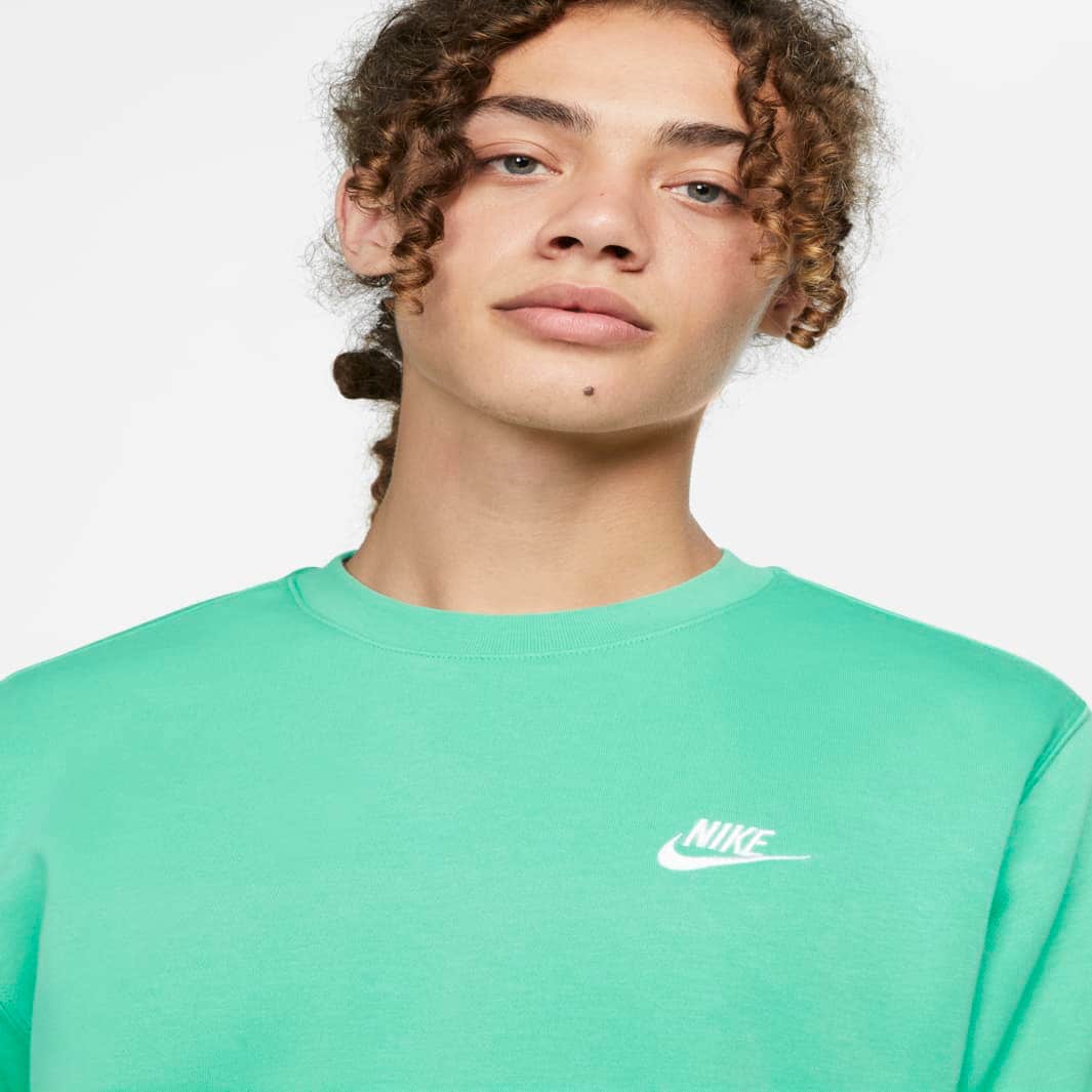 Nike Sportswear Club Fleece Crew Sweatshirt - Light Menta/White - Tops ...