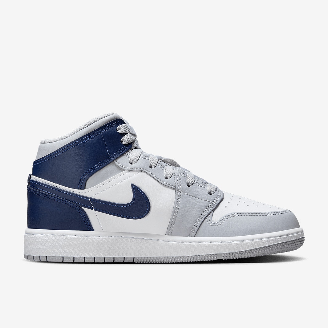 Boys nike air jordans store