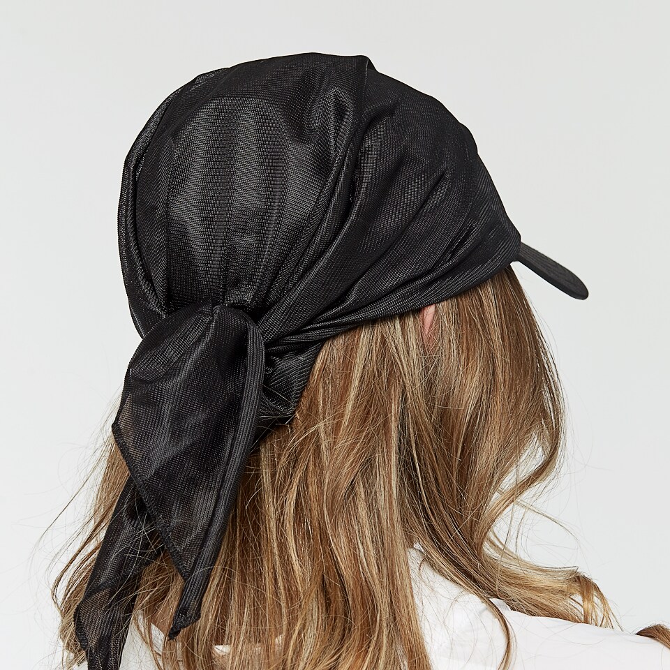 Womens Clothing - En Pointe Bandana Cap - Puma Black - 021492-02 | Pro ...