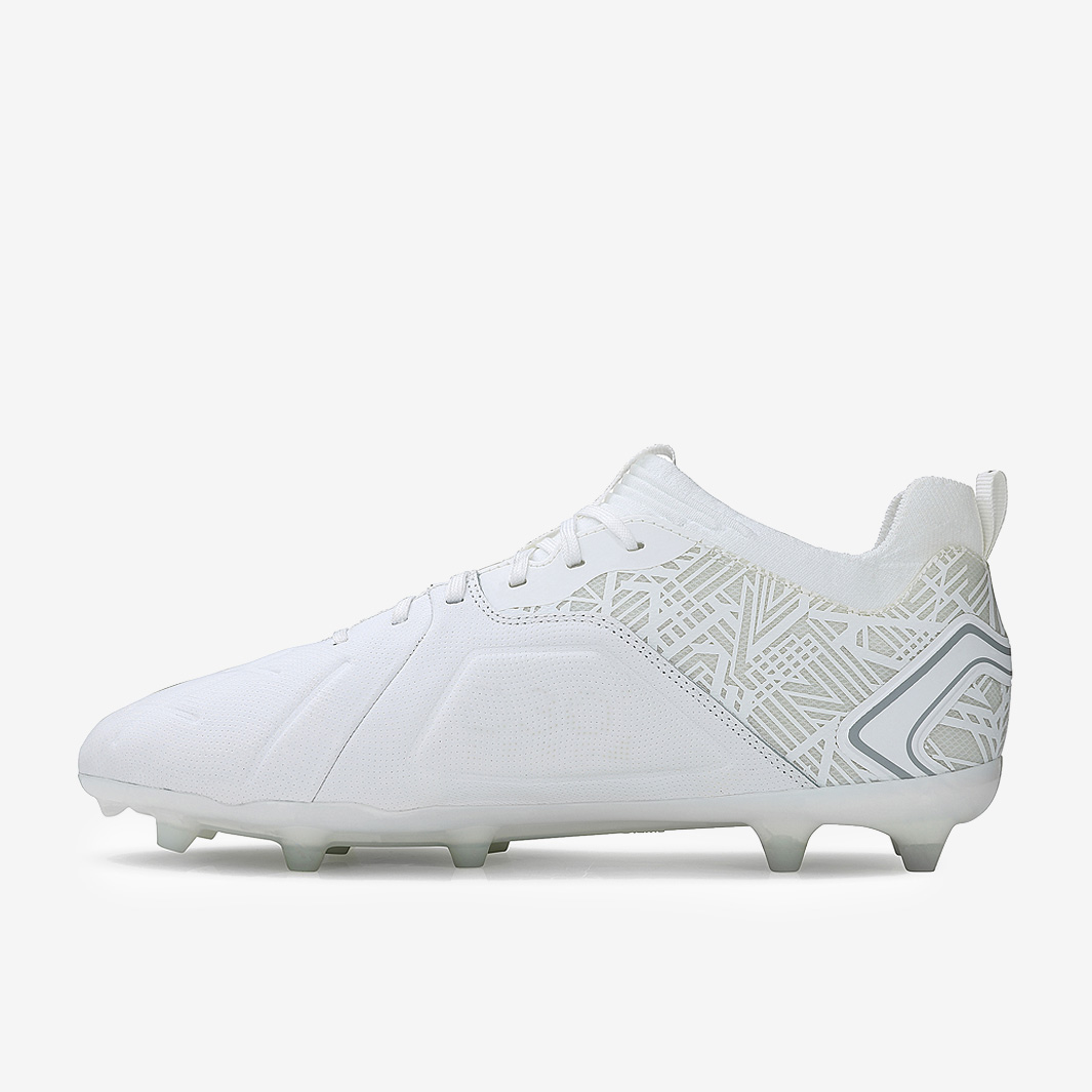 Umbro Tocco II Pro FG - White/Metallic Chrome - Mens Boots | Pro:Direct ...