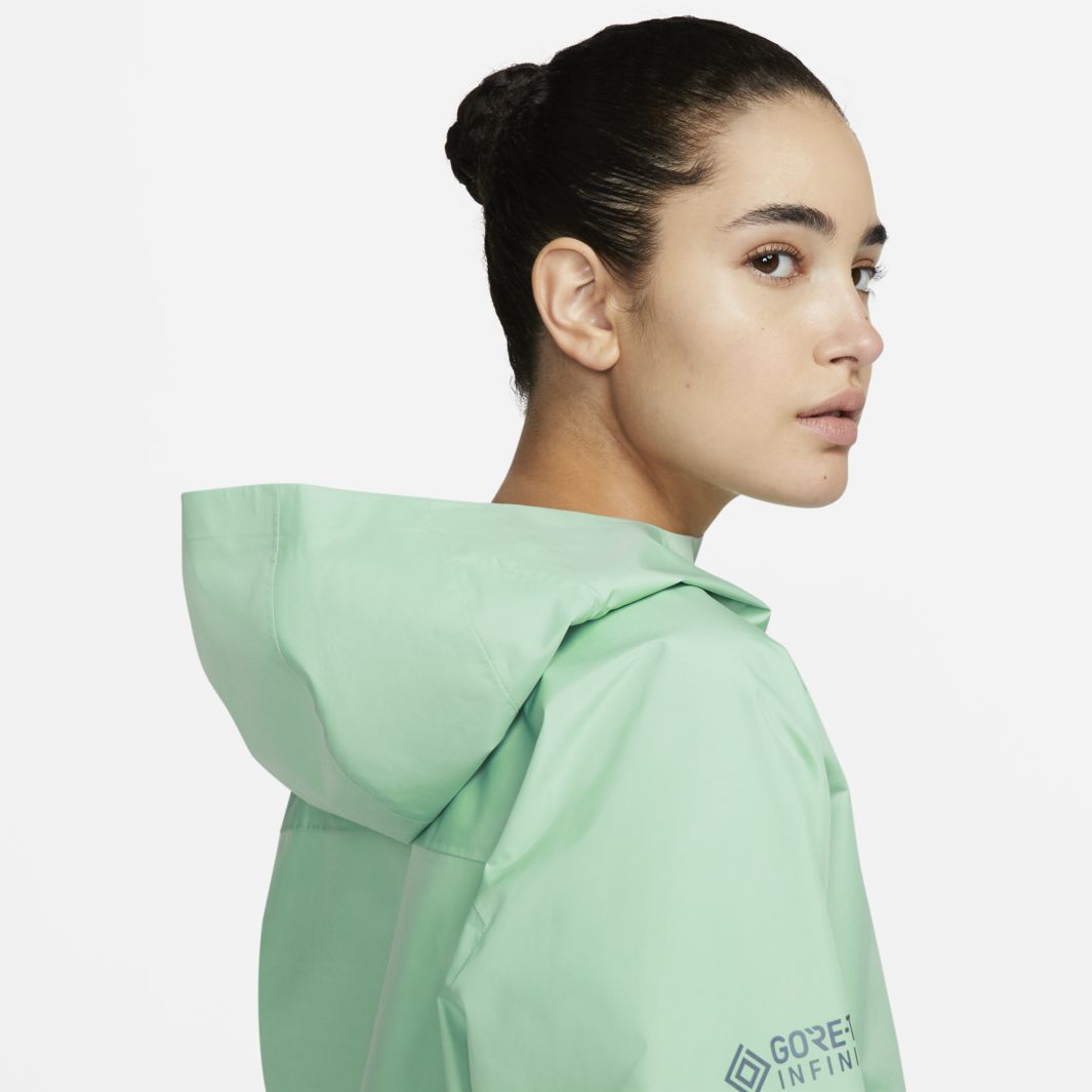 Nike Womens GORE-TEX Trail Jacket - Enamel Green/Bicoastal/Ghost Green ...