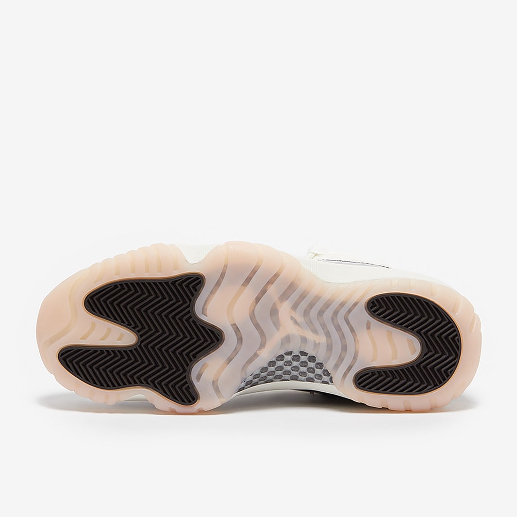 Brown jordan 11 store