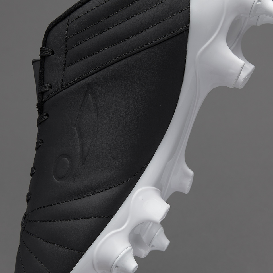 Concave Aura+ SG - Mens Soccer Cleats - Soft Ground - Black/White
