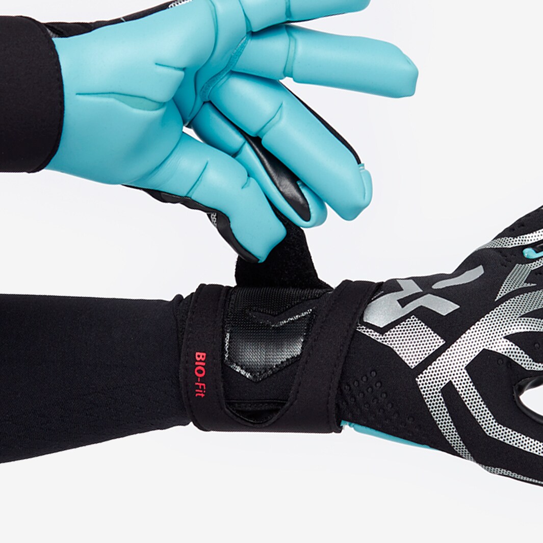 Tuto Hybrid Secutor Aqua Shield - Mens GK Gloves - Hybrid - Black ...