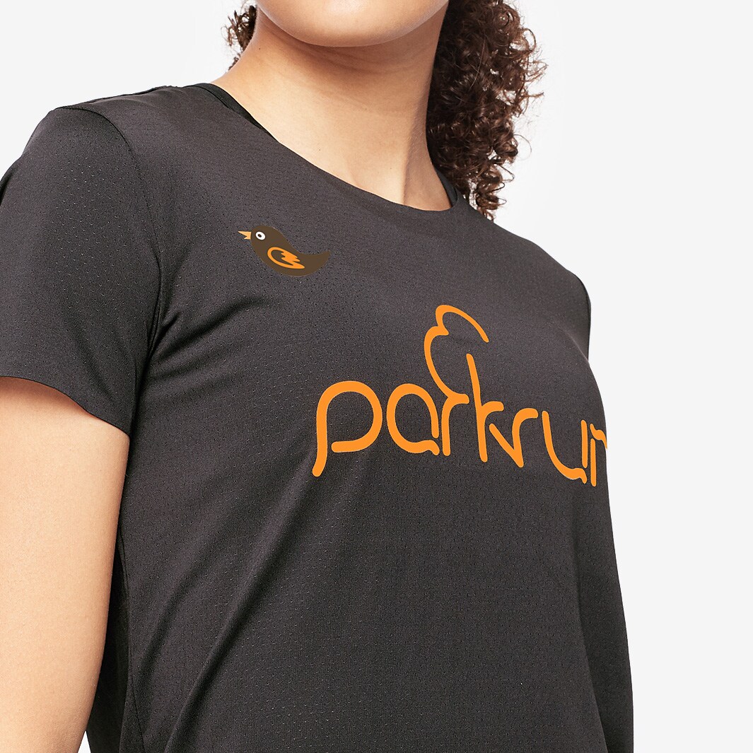 parkrun womens t-shirt - black - Womens Clothing