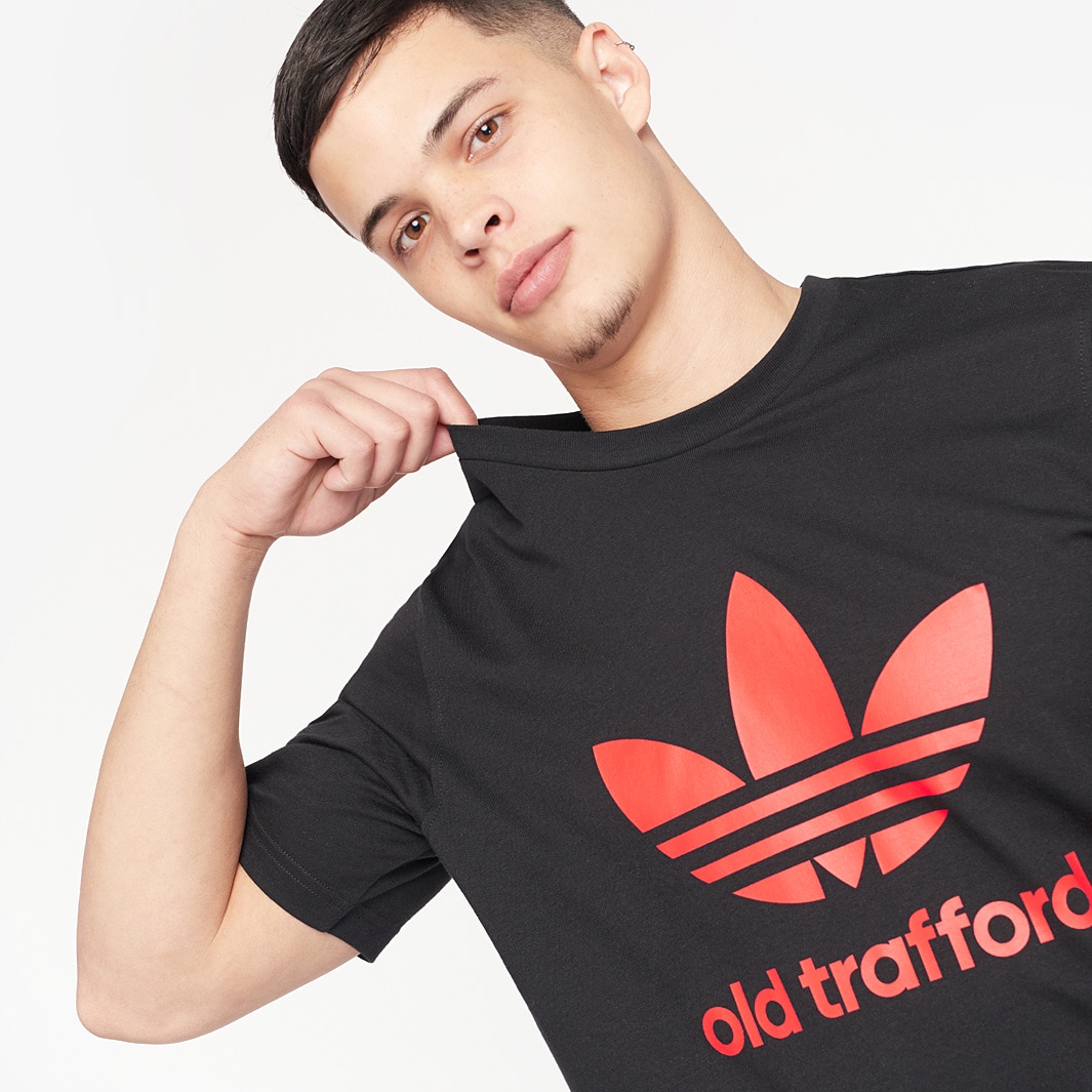 Camiseta adidas Originals Manchester United Old Trafford Trefoil ...