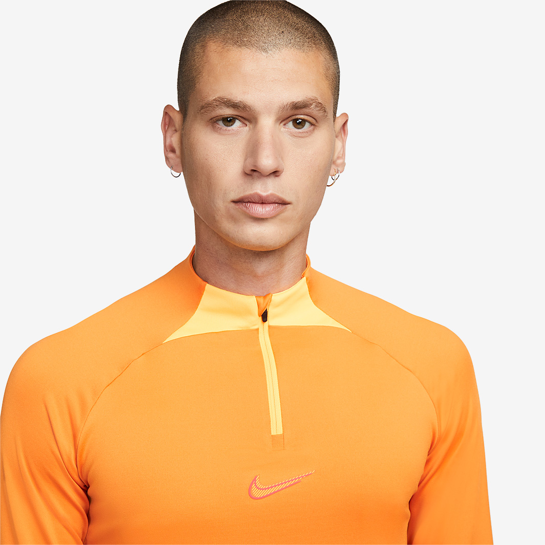 Top Nike Dry Strike Drill - Curry Chiaro/Arancione Laser/Rosso Sirena ...