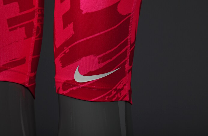 Nike Girls Pro GFX Capri - Girls Running Clothing - Hyper Pink-Fuchsia ...