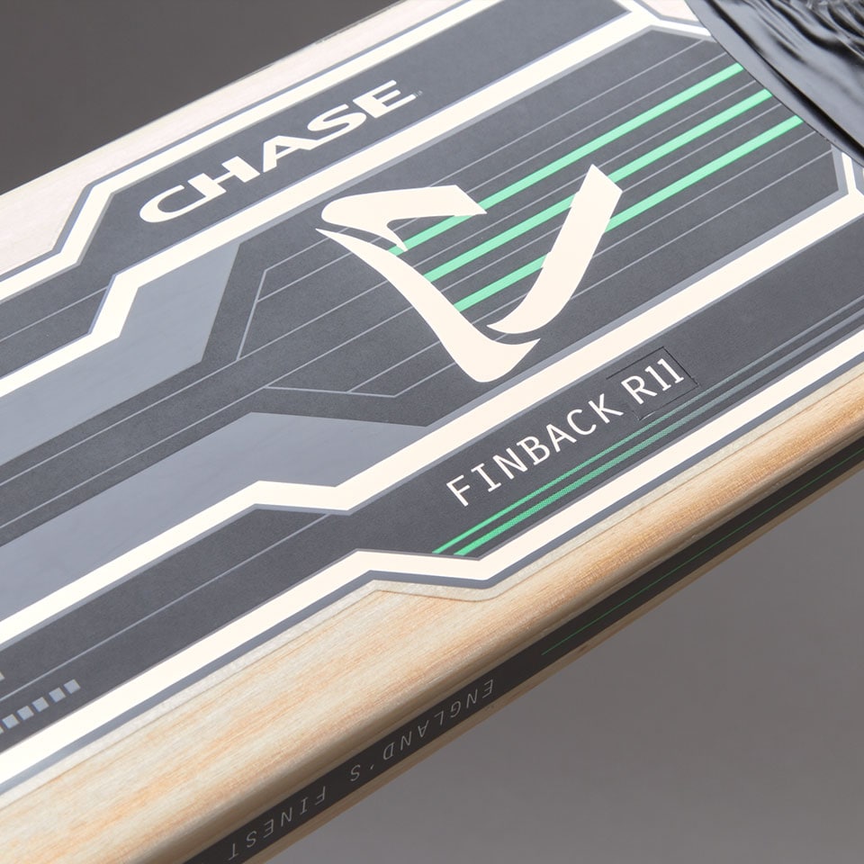 Chase R11 Finback Cricket Bat Junior - Black - Green
