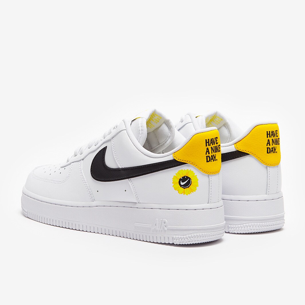 Nike Sportswear Air Force 1 '07 LV8 - Bianco/Nero/Zolfo Scuro/Opti ...