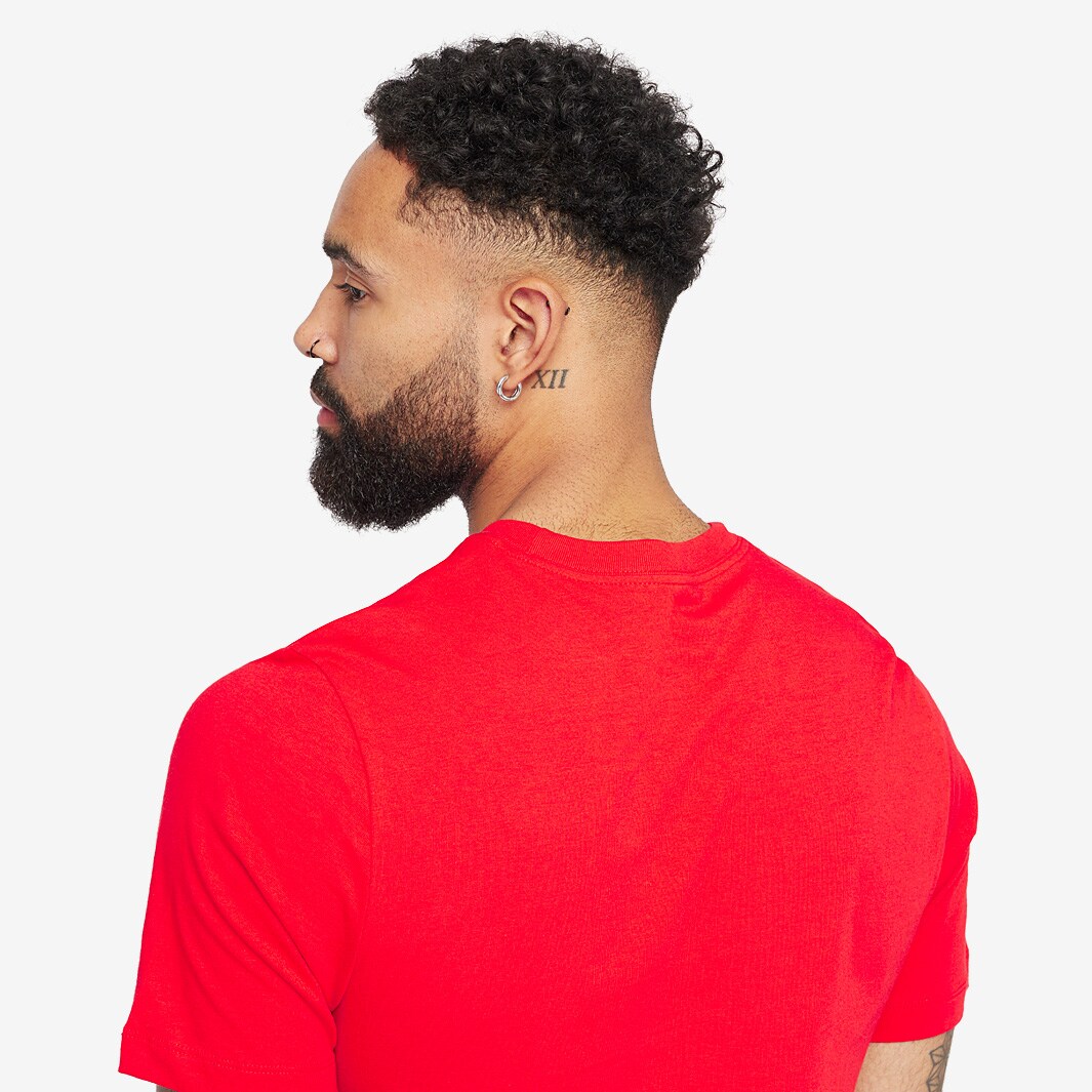 Camiseta Nike Inglaterra 22/23 Crest - Rojo Challenge - Equipaciones ...