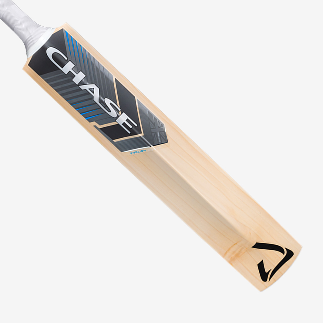 Chase Volante R7 Junior Cricket Bat - Black/Blue - Junior Cricket Bats