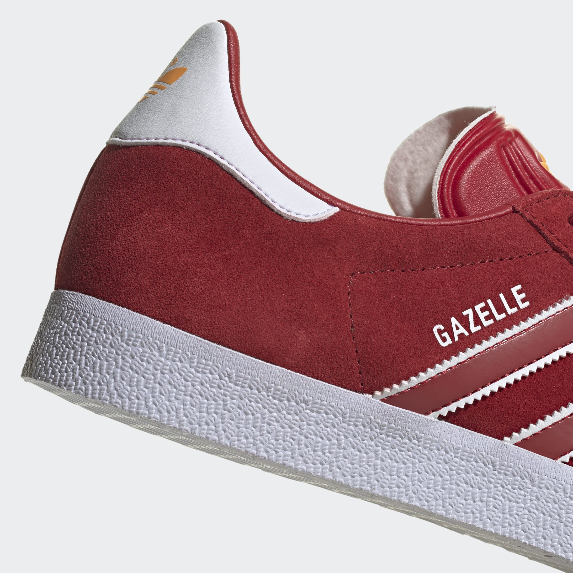 adidas Originals Gazelle - Blanc Ftwr/Rouge Equipe/Or Equipe ...