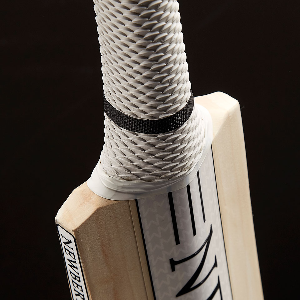 Cricket Bats - Newbery Quantum Player Cricket Bat - White/Black ...