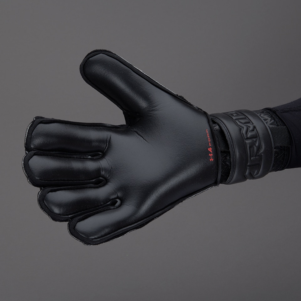 Under Armour Desafio Pro FS Mens GK Gloves Flat Palm Black Metallic Victory Gold Black