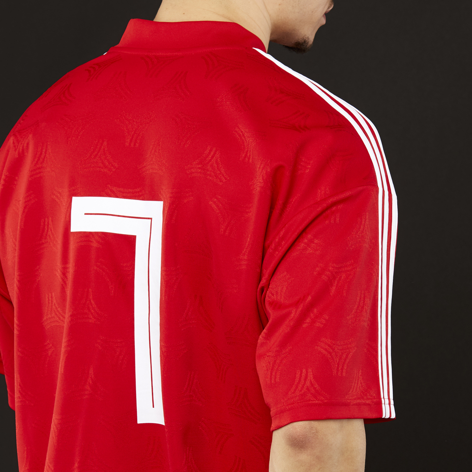 Ropa para hombre - Camisetas - Camiseta adidas Tango Icon - Escarlata ...