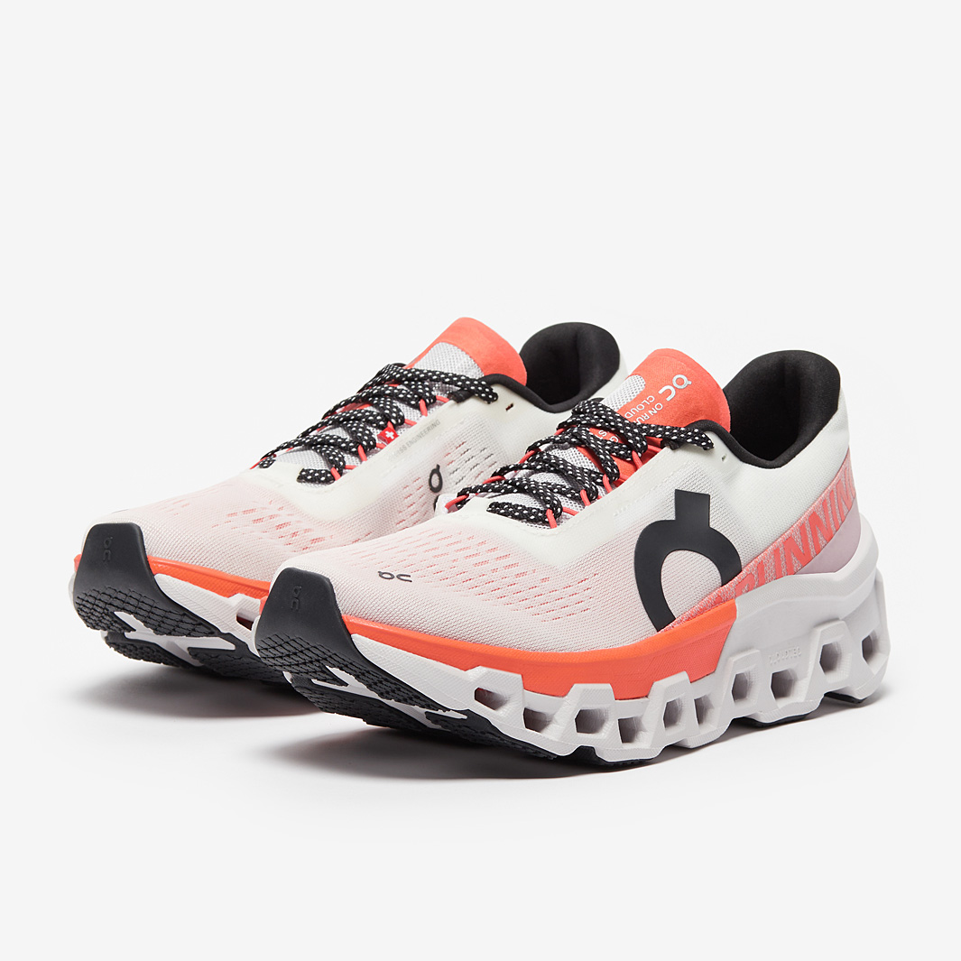 Collection d'essentiels pour le Fitness et le Running Cloudmonster