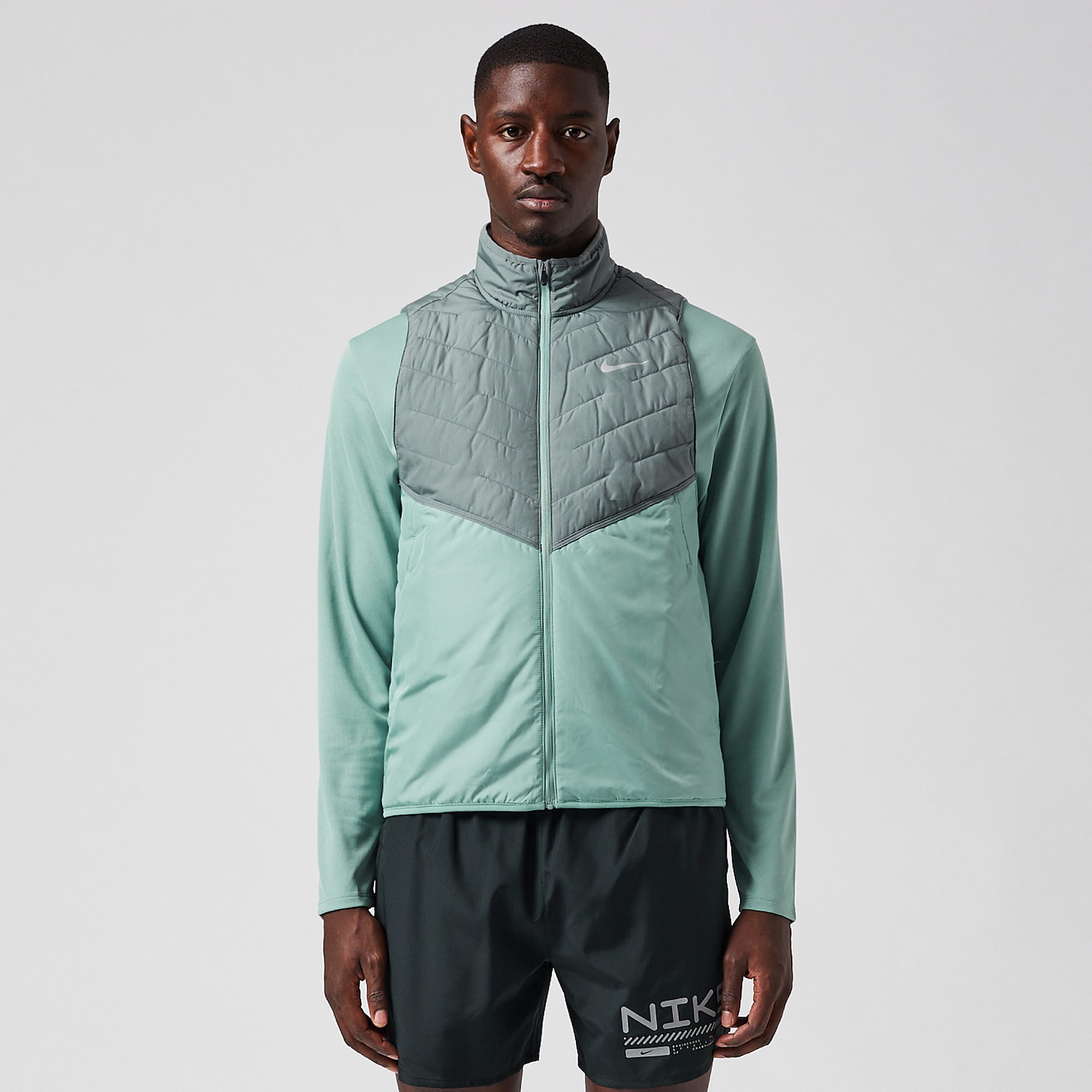 Nike Therma-FIT Repel Reflective Singlet - Smoke Grey/Cannon - Mens ...