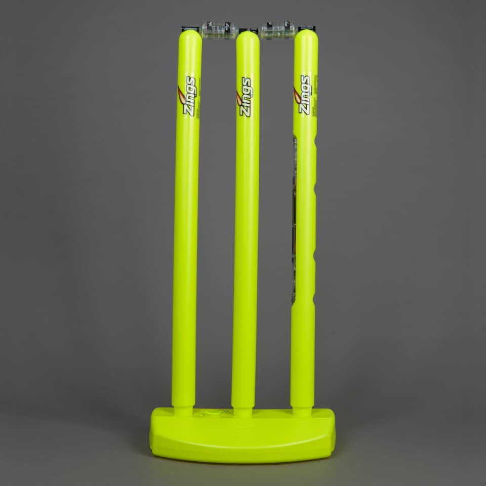 Backyard Zings - Zing Flashing Wicket Set - Big Bash - Stumps - Wickets ...