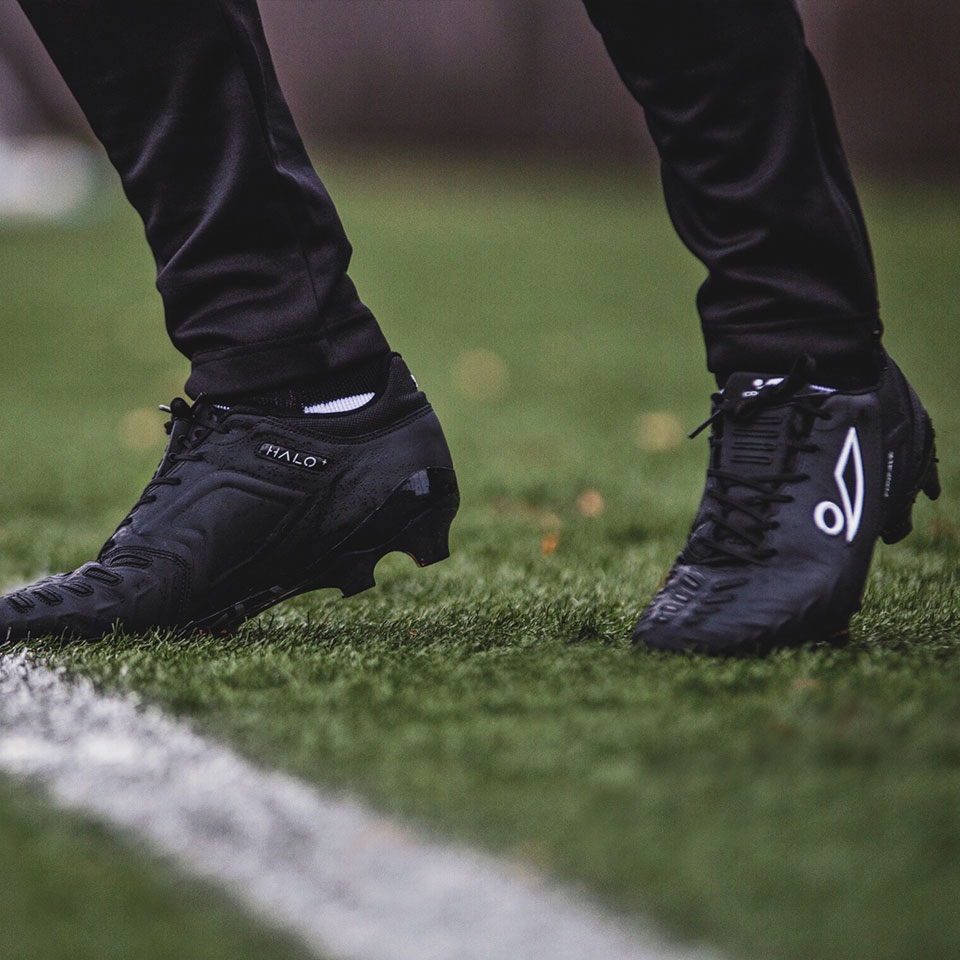 Concave Halo+ MF FG - Mens Soccer Cleats - Firm Ground - Black/White
