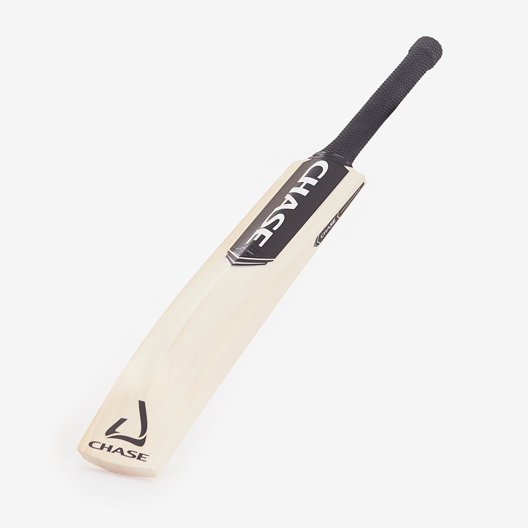 Chase R11 Volante Junior Cricket Bat - Black/ Blue - Junior Cricket Bats