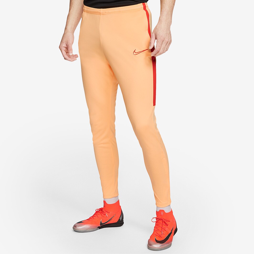 Nike FC Academy KPZ Hose - Melon Tint/Habanero Rot - Herrenbekleidung ...