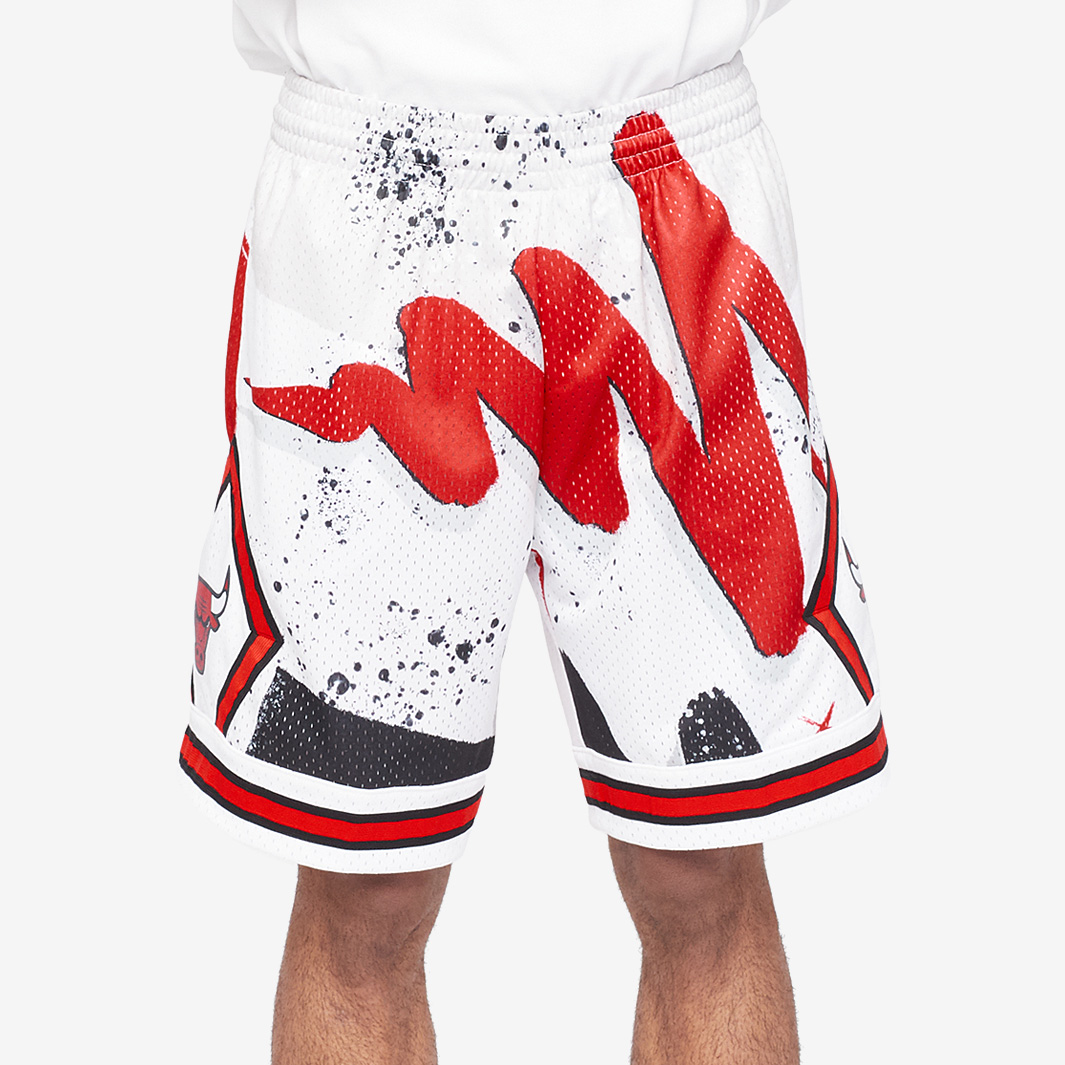 Mitchell & Ness Chicago Bulls Hyper Hoops Swingman Shorts - White ...