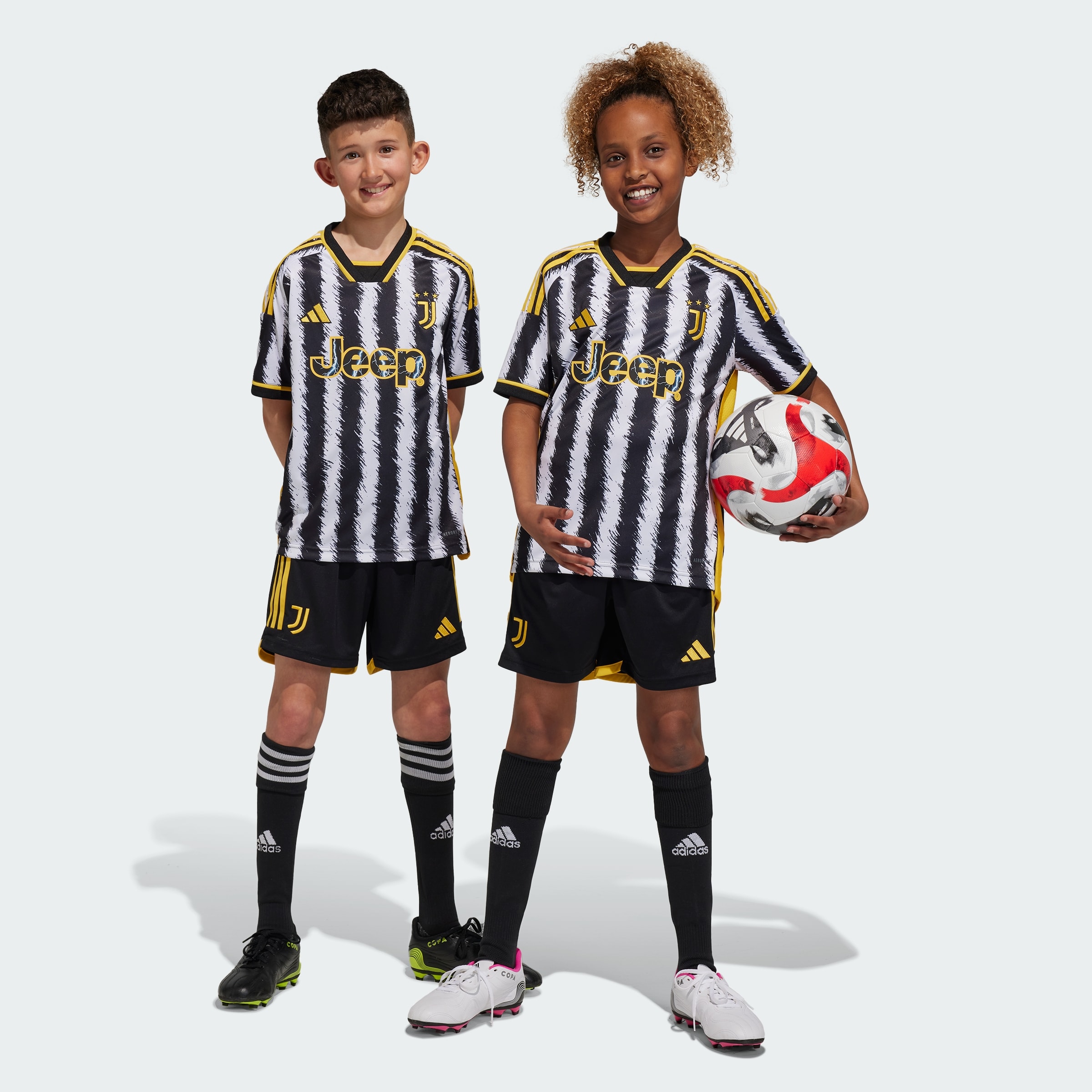 adidas Juventus 23/24 Home Shorts Kids Black / Bold Gold Boys Clothing | Pro:Direct Soccer